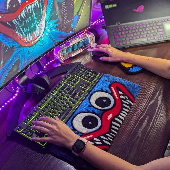 Fluffy Keyboard Rug H - Art for your wrists