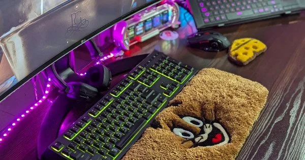 Shaggy Keyboard Rugs – Kawaii Desk Decor | Handmade Fluffy Keyboard Mats