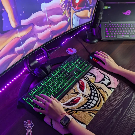 Fluffy Keyboard Rug DFM