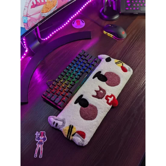 Fluffy Keyboard Rug MAS