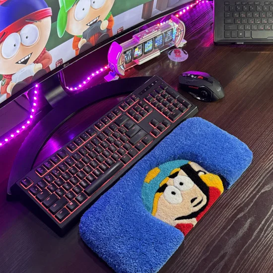 Funny Cartoon Character 3D Keyboard Rug – Bold, Playful & Unique Desk Mat