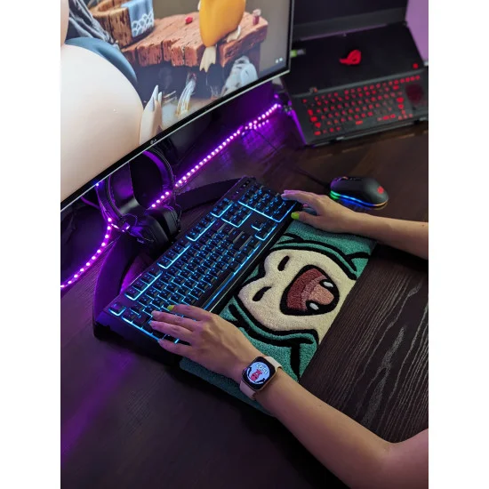 Fluffy Keyboard Rug SN