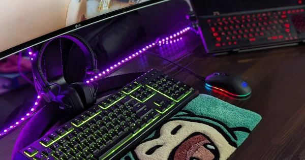 Fluffy Keyboard Rug SN