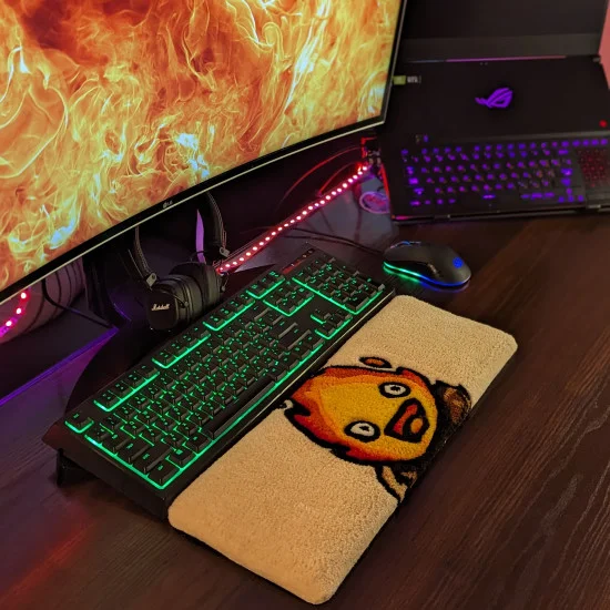 Fluffy Keyboard Rug CF